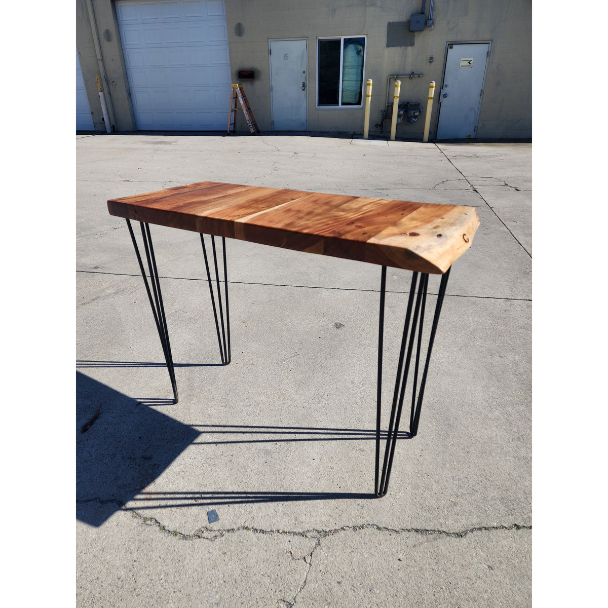 Live Edge Side Table – Alive Edge Designs